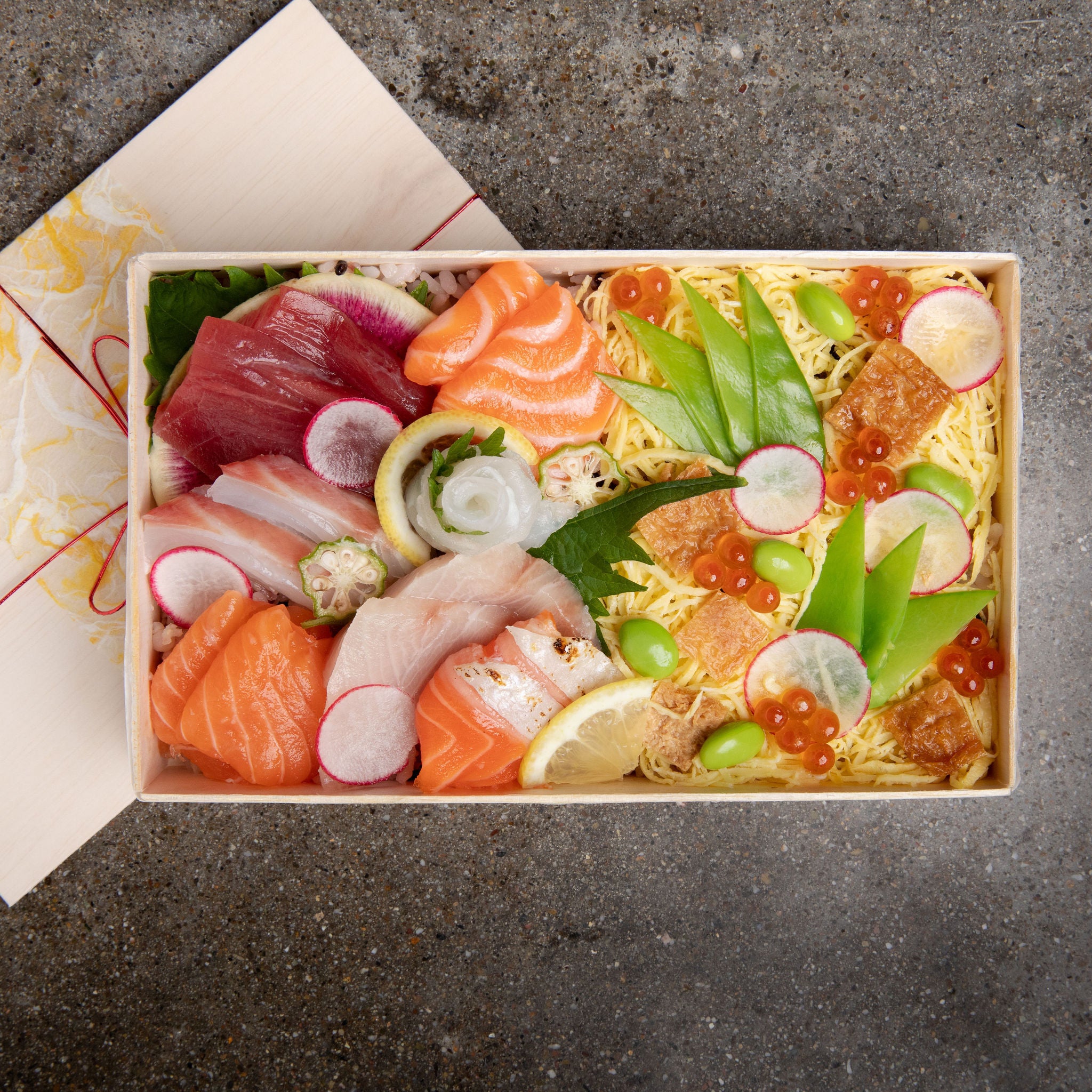 Chirashi Sashimi